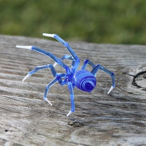 Blown Glass Figurine Art Insect SPIDER, Art Glass Spider Figurine Glass ...