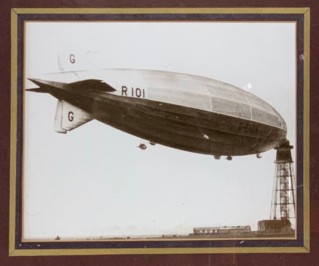 Large Gilt Framed Original Photo Of The R101 At Its Mooring Mast in ...