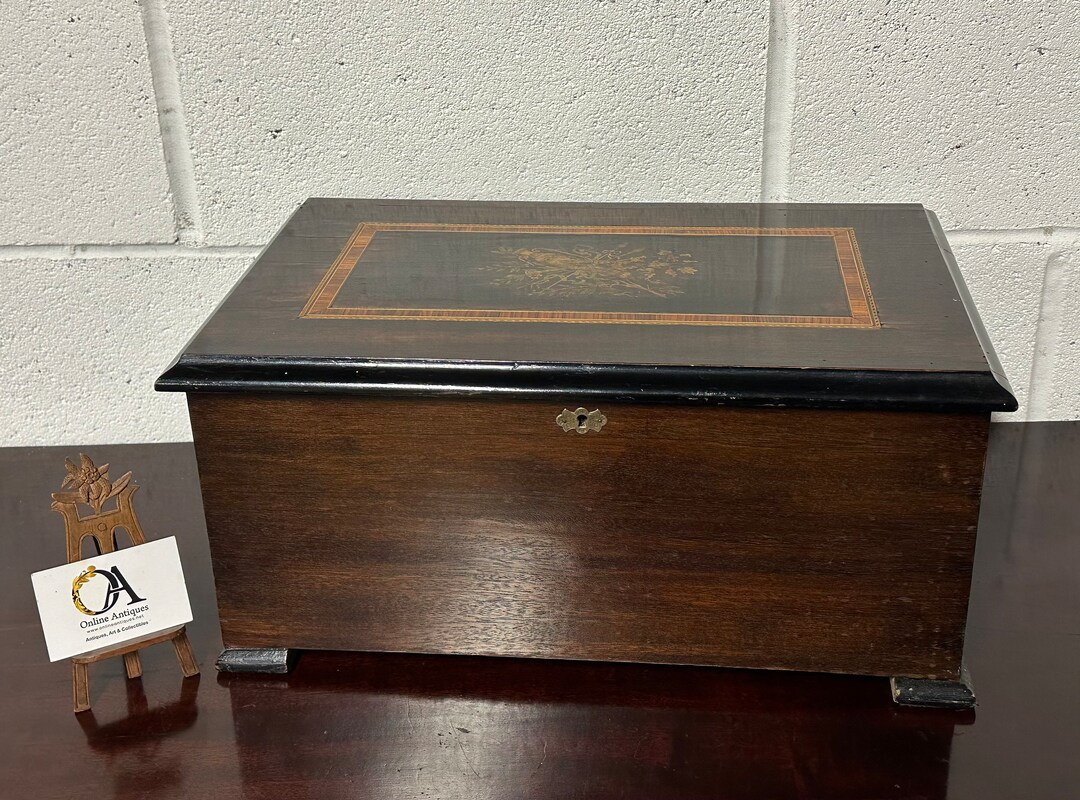 Exquisite 19th Century Victorian Music Box With Beautiful Floral Inlay ...
