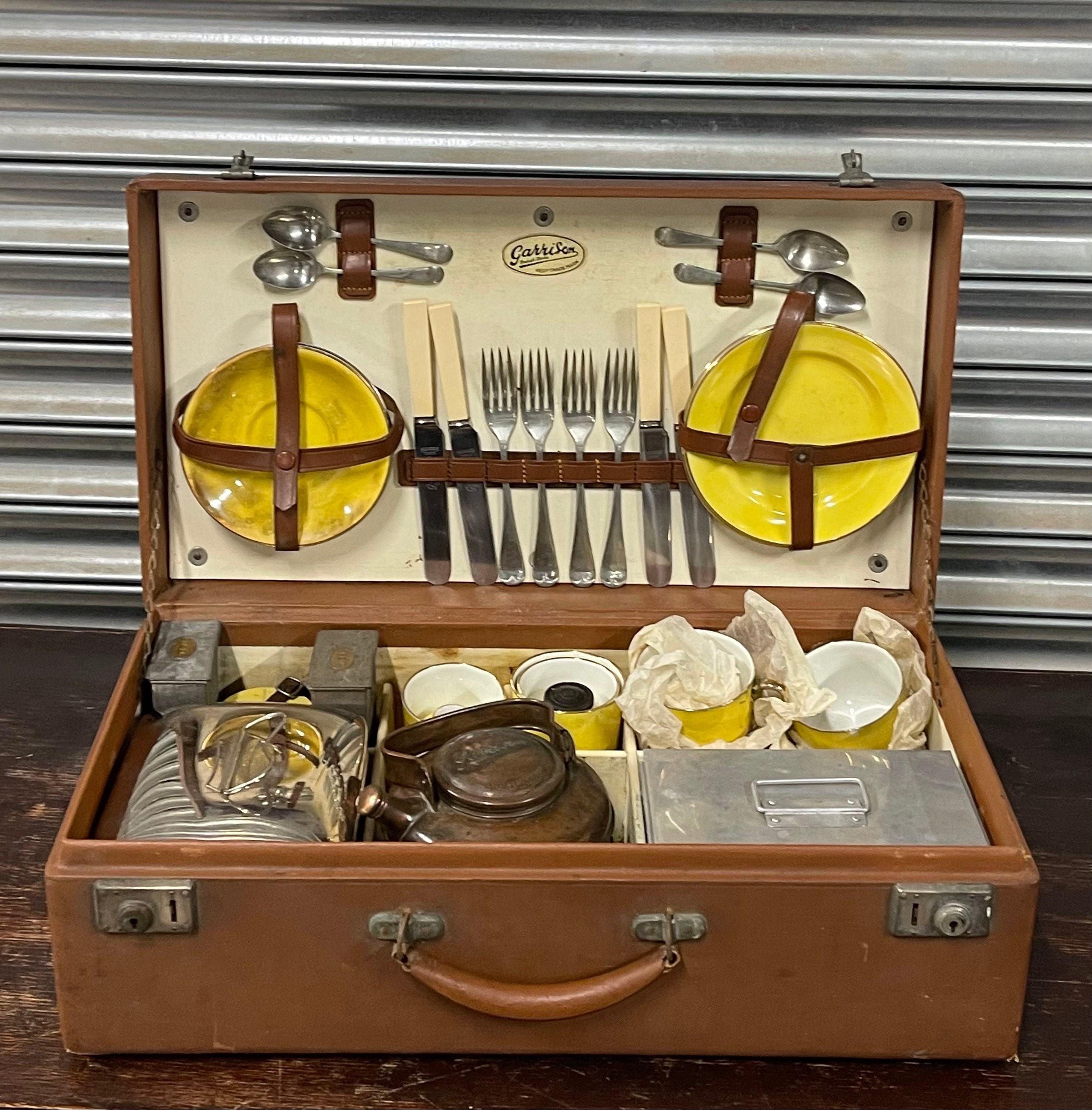 Fabulous Vintage Circa 1920’s/30’s Garrison Picnic Hamper 4 Person ...