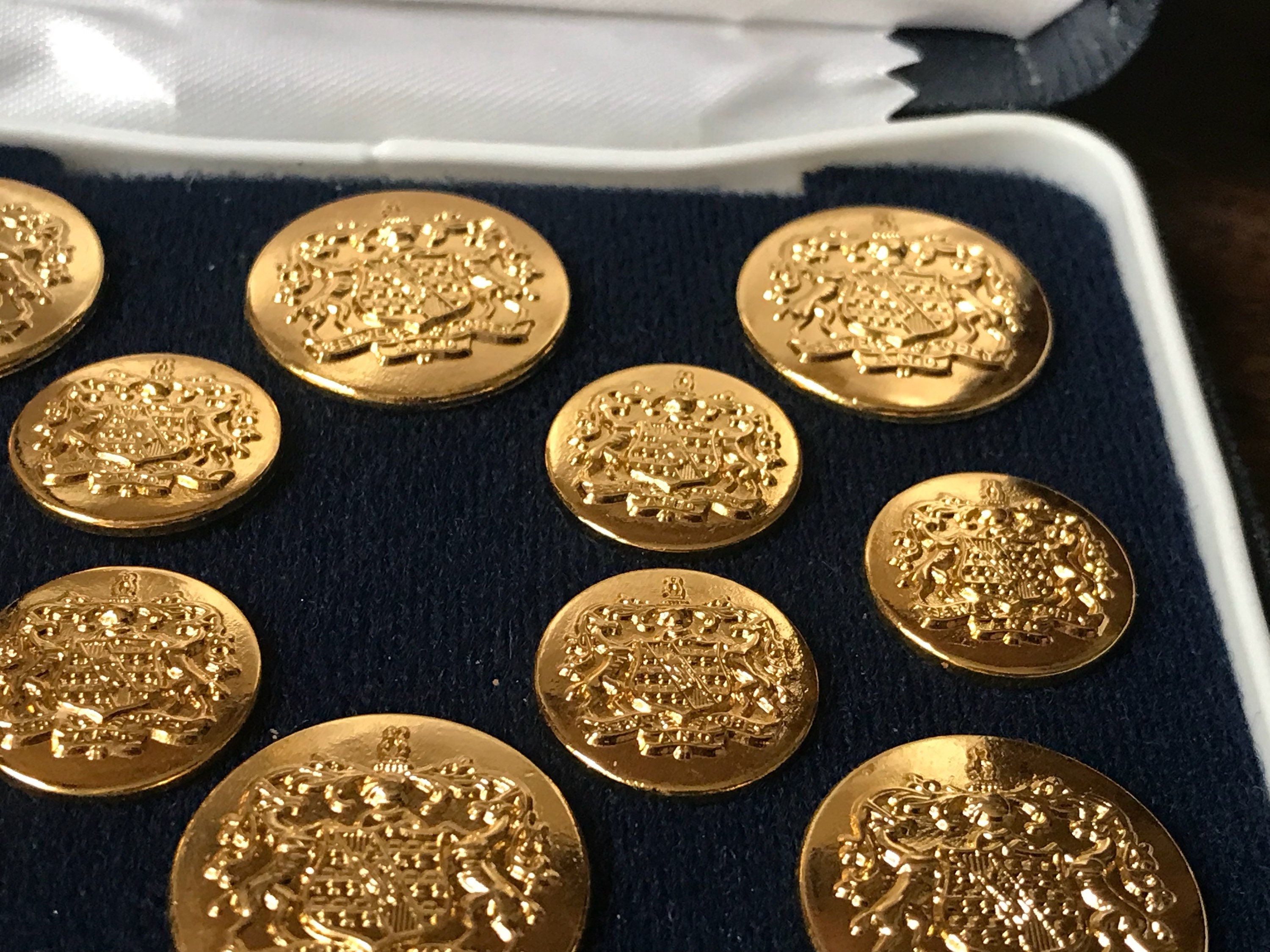 Beautiful Vintage Set of Firmin & Sons Buttons with the Worshipful ...