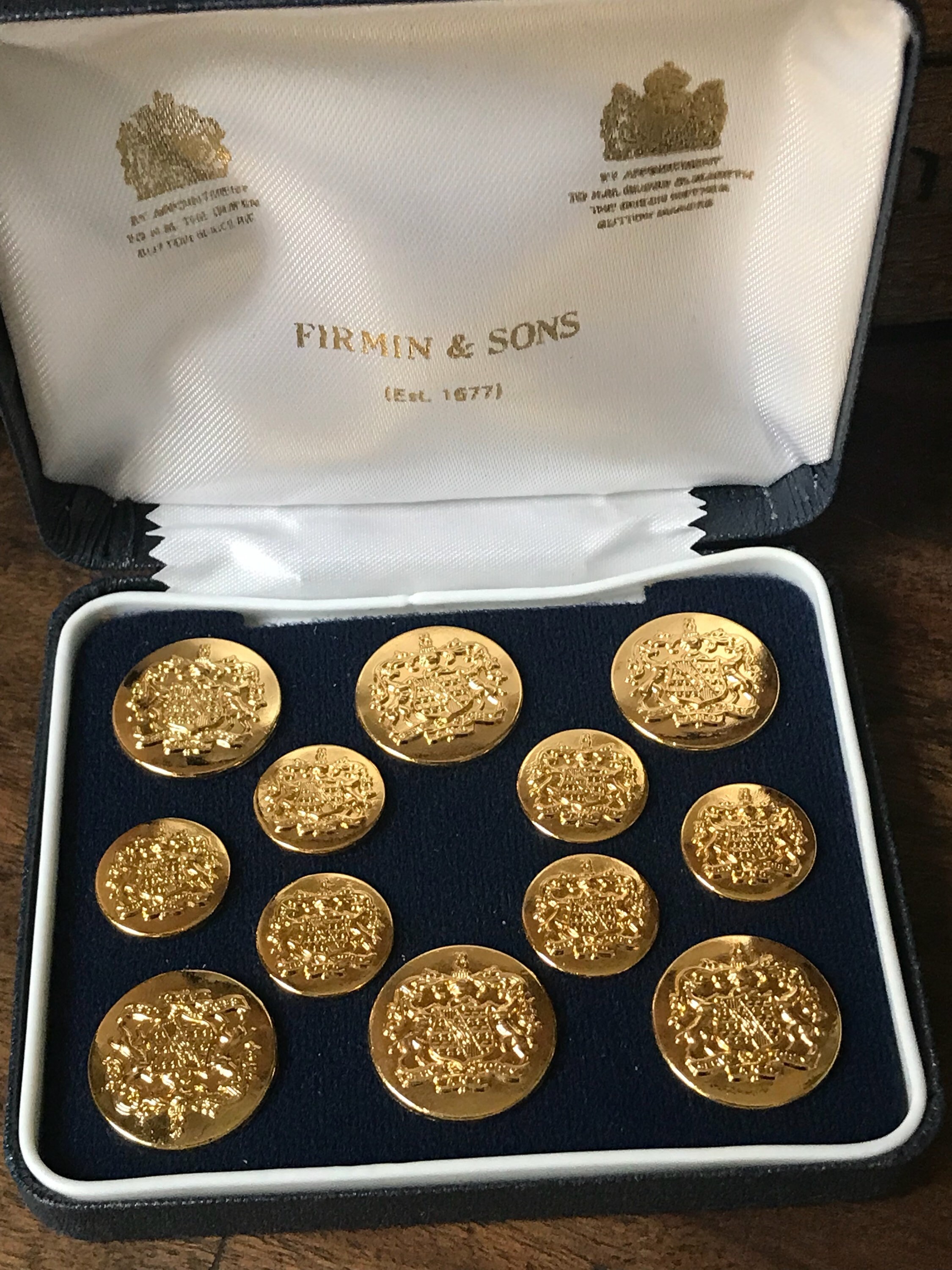 Beautiful Vintage Set of Firmin & Sons Buttons with the Worshipful ...
