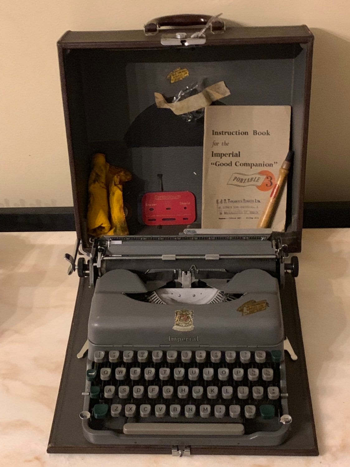 Wonderful Vintage 1950’s Imperial Good Companion 3 Portable Typewriter ...