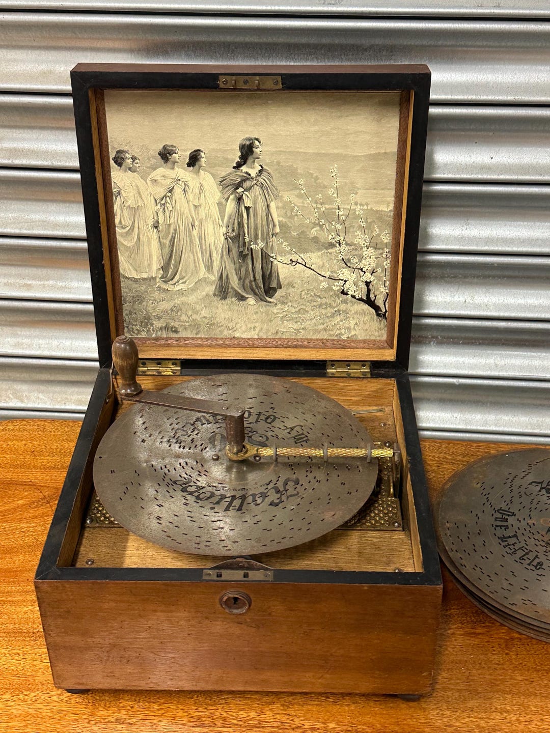 Antique Kalliope Polyphon Music Box With Approx 12 Discs - in Working ...