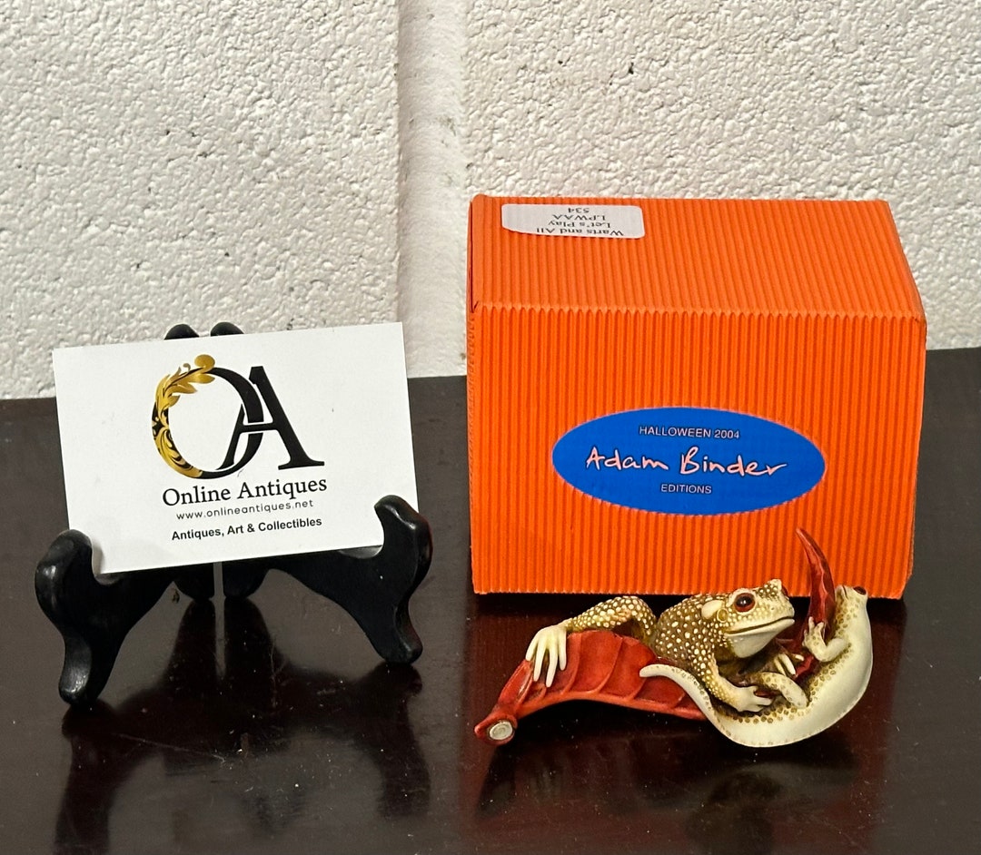 Adam Binder warts and All Toad and Newt Figurine Limited Edition 534 - Etsy