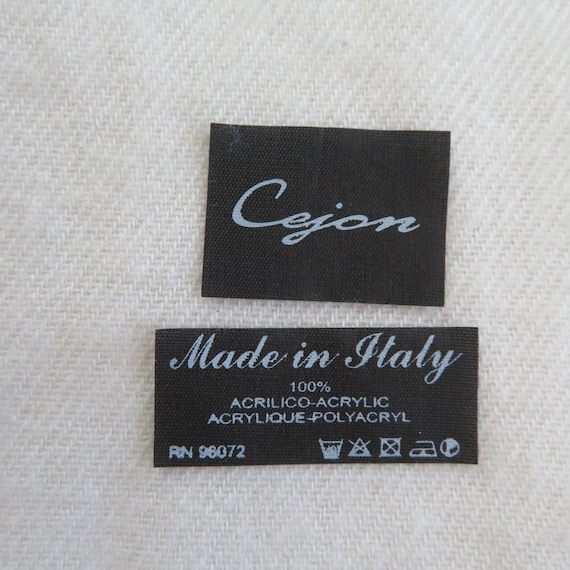 Vintage CEJON Made in Italy White Acrylic Scarf 11" x… - Gem