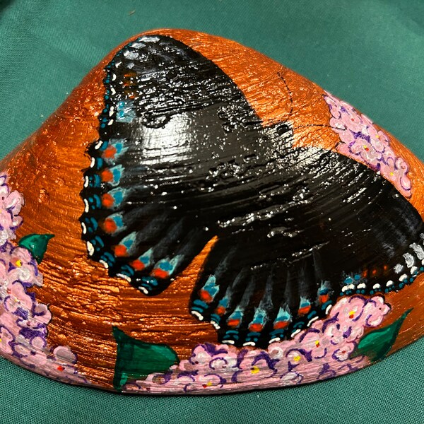 Painted Clam Shells - Etsy