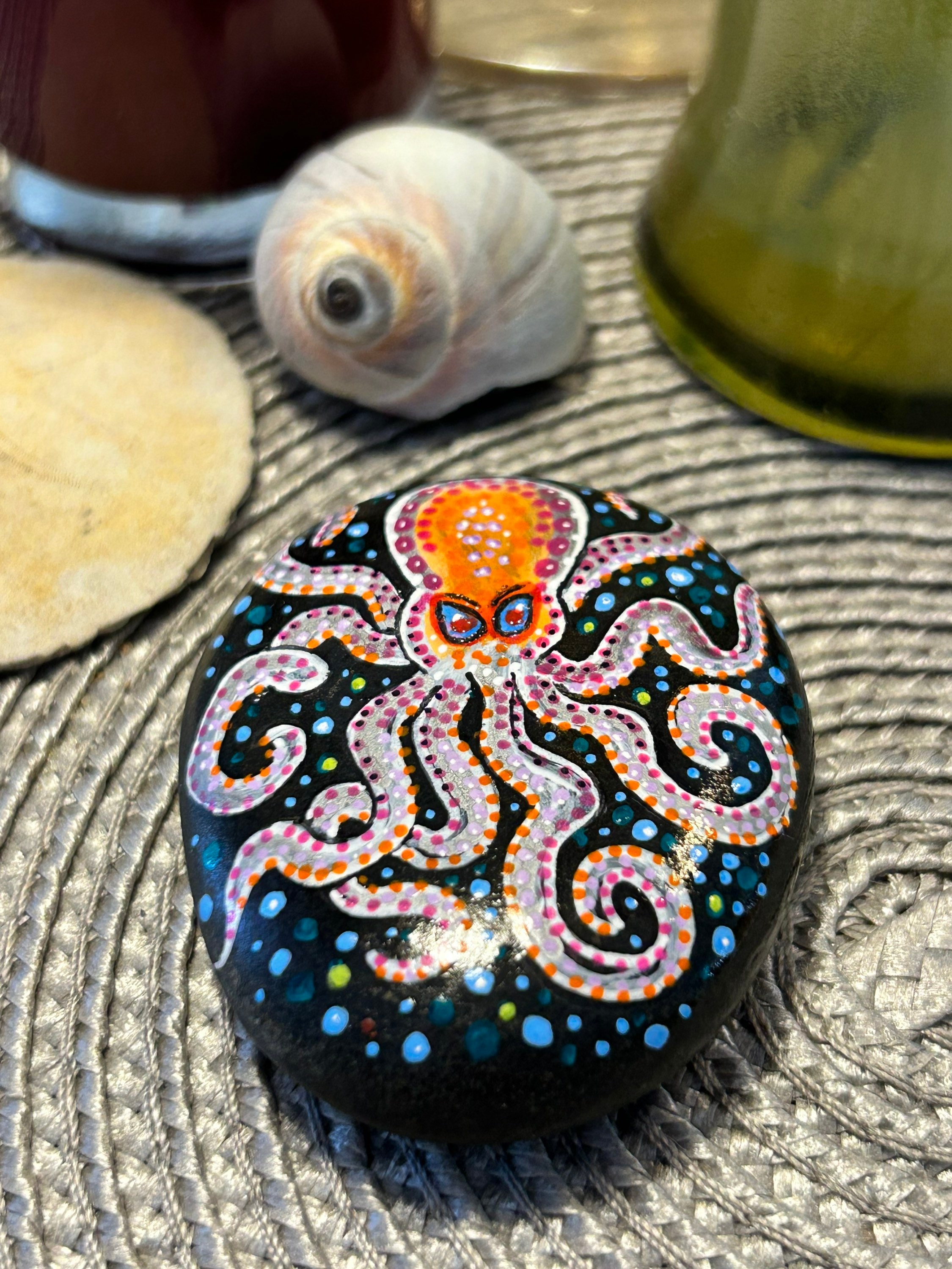 Octopus Painted Rock, Polka Dot Dotted Octopus, Animal Painted Stone ...