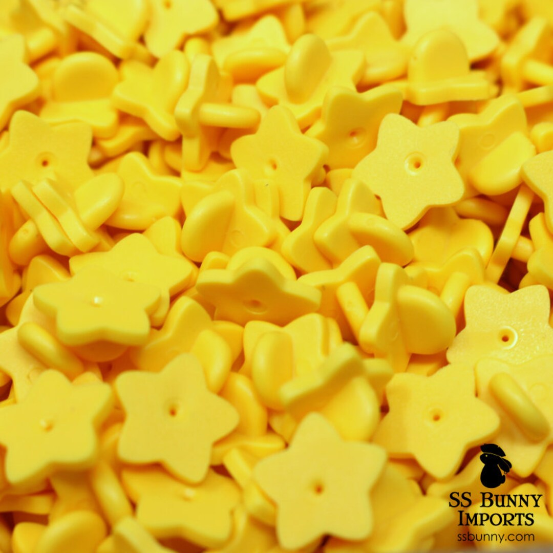 Yellow Puffy Star Rubber Pinback Clutches - Etsy