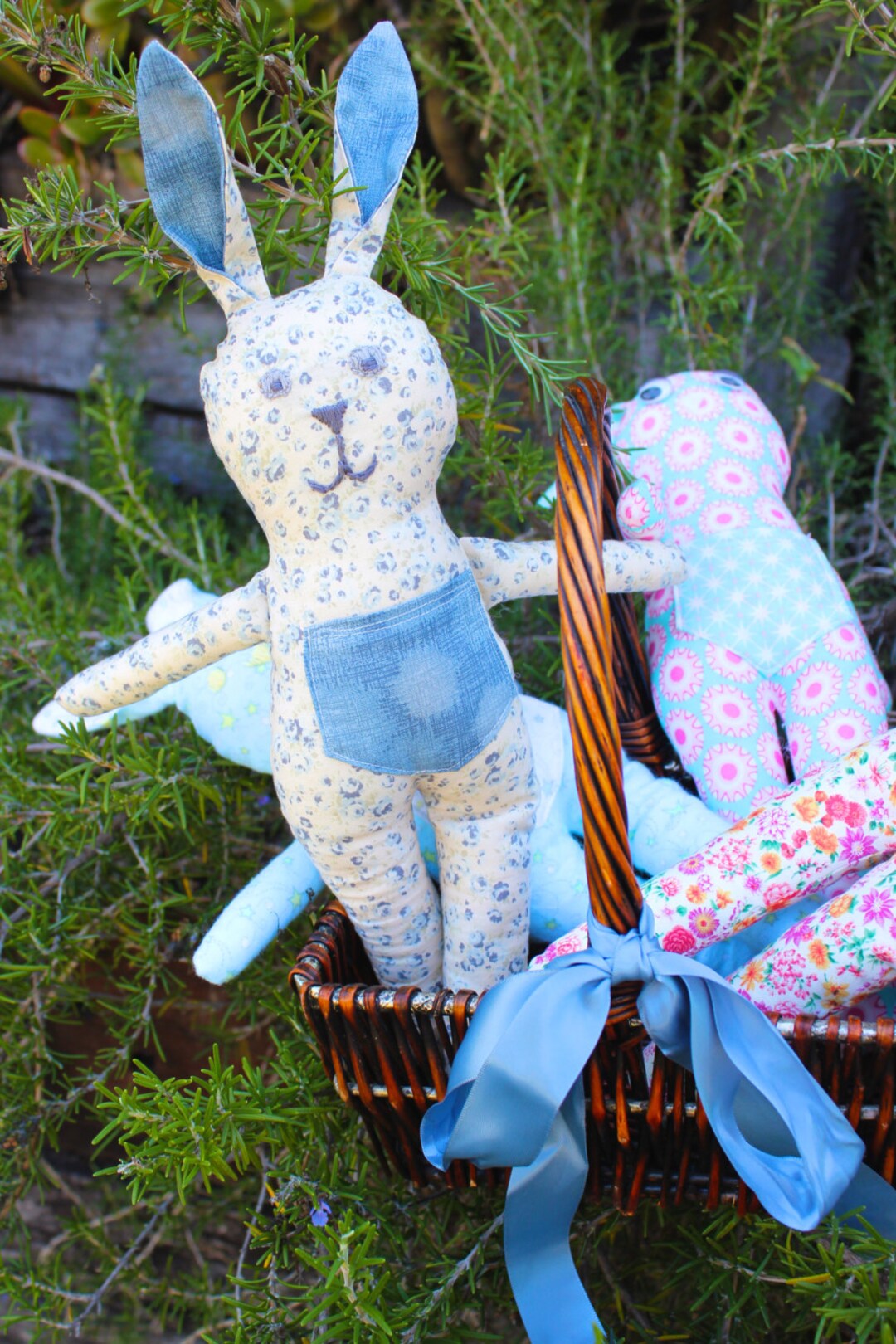 Hoppy Easter Bunny - Etsy