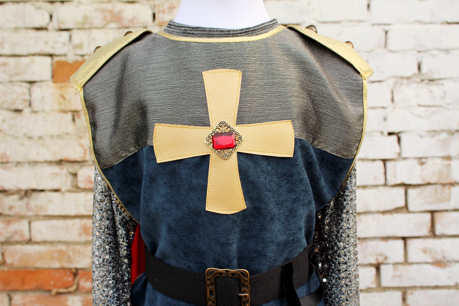 Knight Costume for Kids, Knight Chainmail, Surcoat and Cape All in One ...