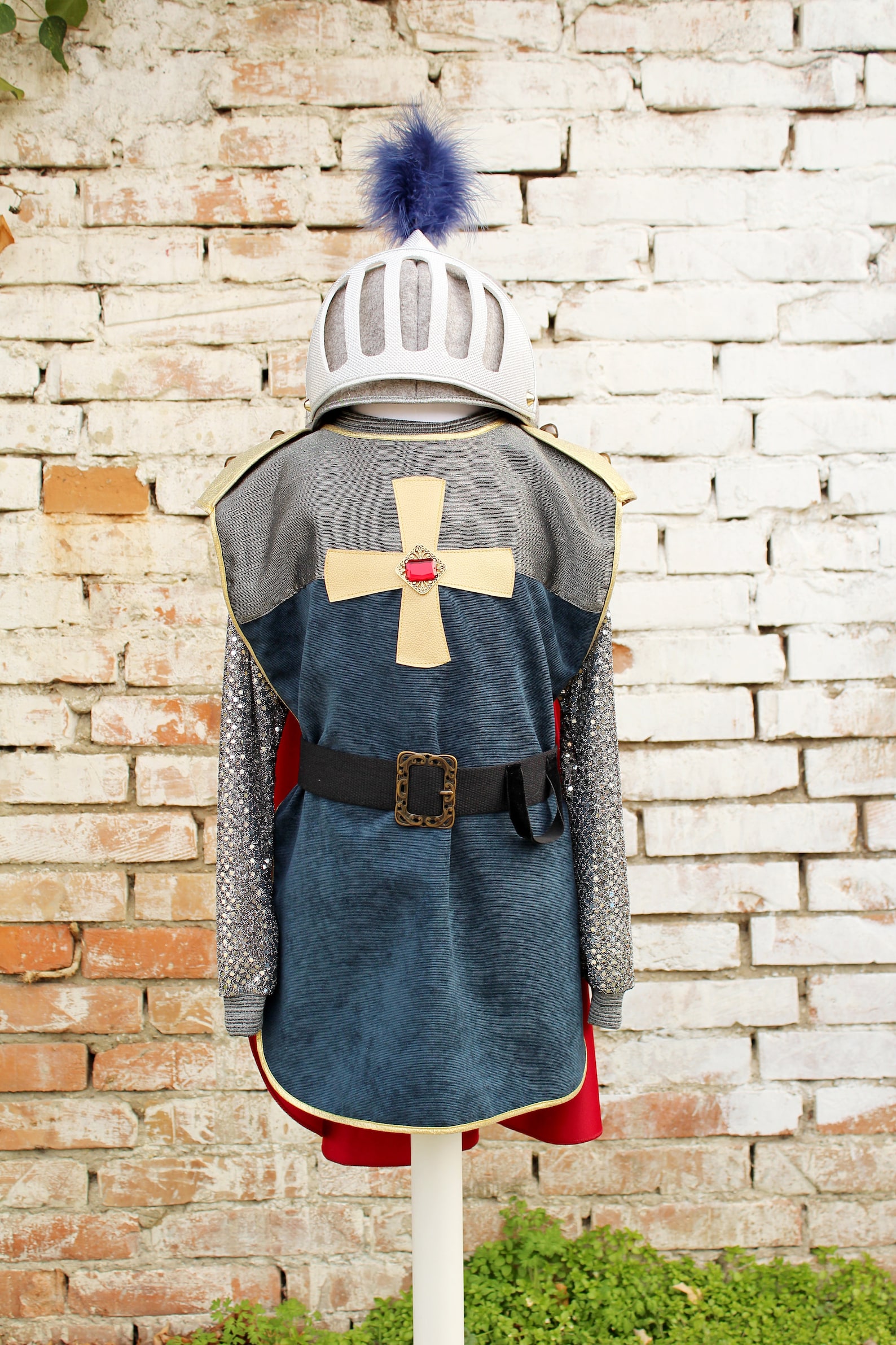 Knight Costume for Kids, Knight Chainmail, Surcoat and Cape All in One ...