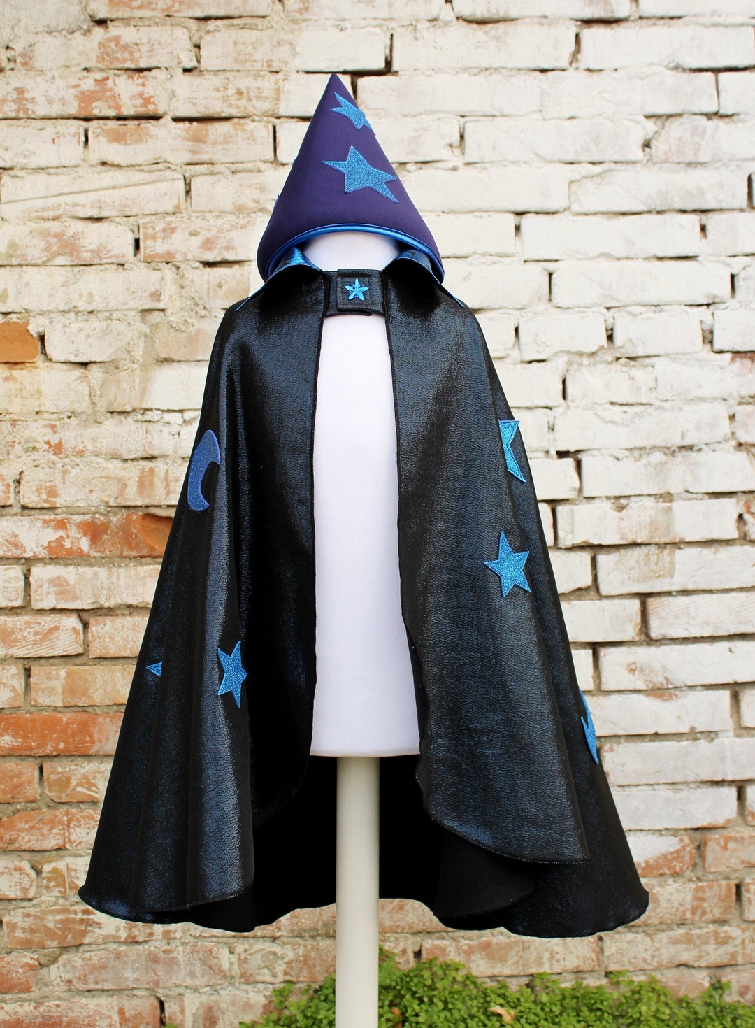 Kids Wizard Costume: Magician Cape With Stars, Magician Hat and Magic ...