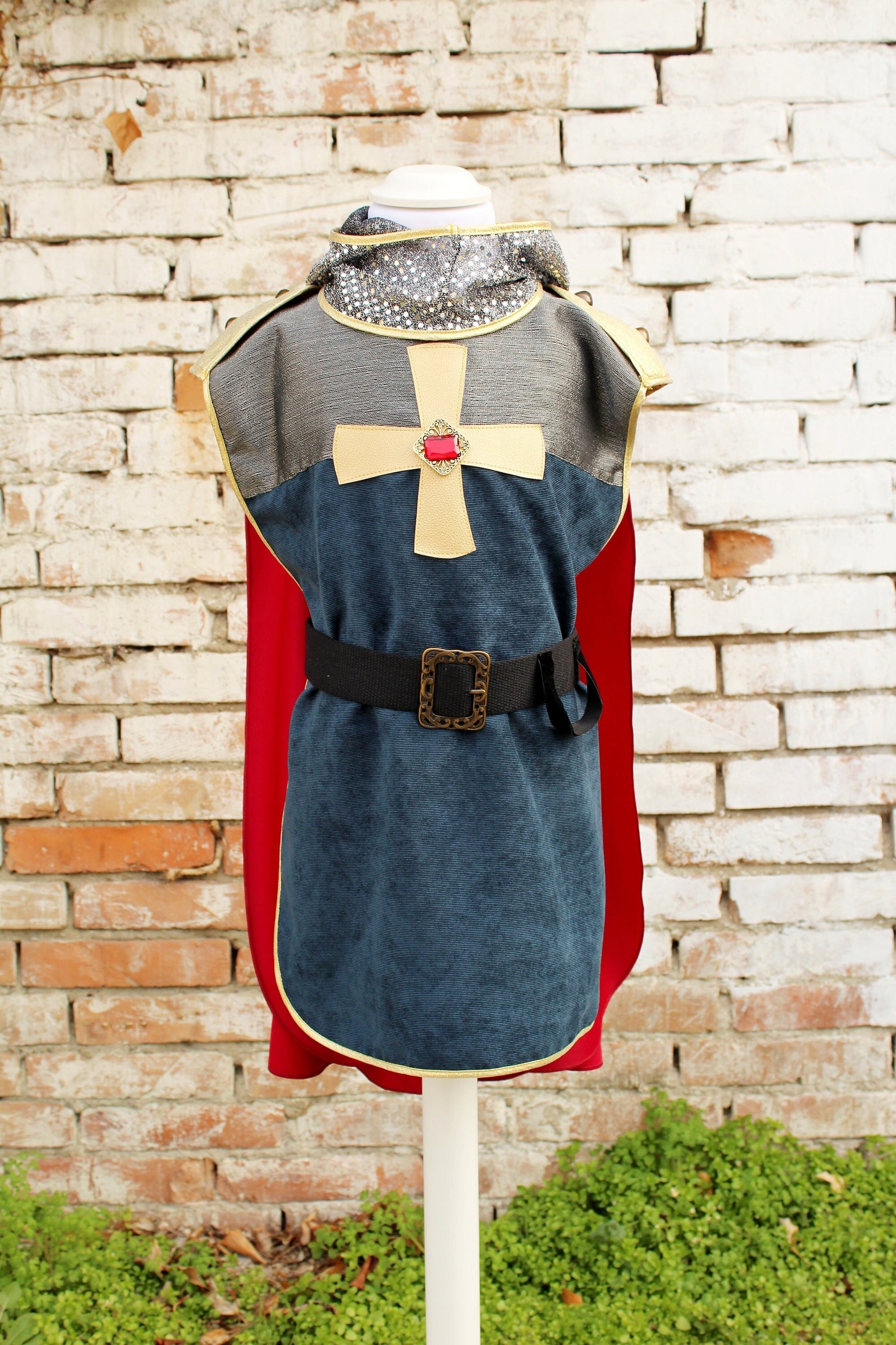 Knight Costume for Kids, Kids Knight Outfit With: Chainmail, Surcoat ...