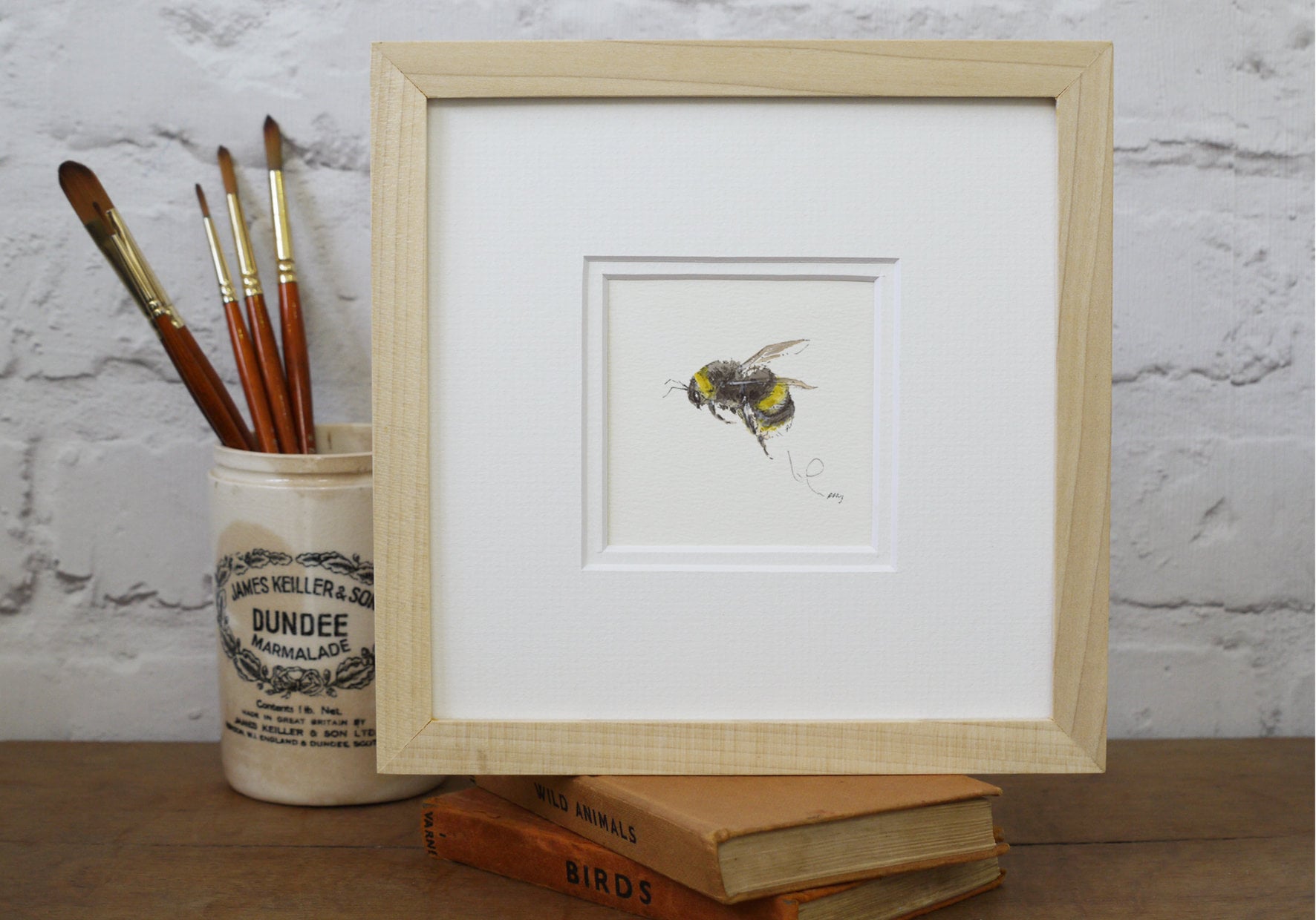 Bee Print - Etsy