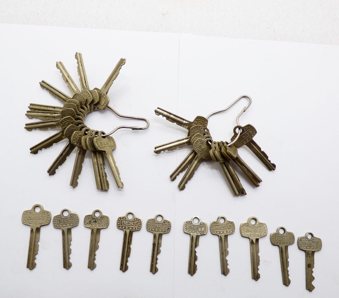 31 Vintage Best Key Lot Old Collection Jewelry Bracelet Antique Lock ...