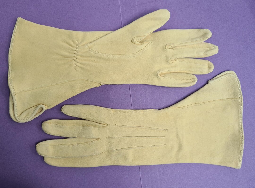 Mid Century Pale Yellow Gauntlets Size 6.5 Unworn - Etsy