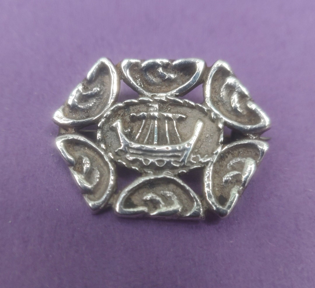 Iona Silver, Alexander Ritchie Design Brooch With C Clasp, Henderson ...
