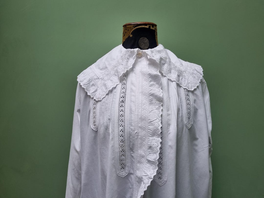 Traditional Collared and Broderie Anglaise Late 19th Century Nightgown ...
