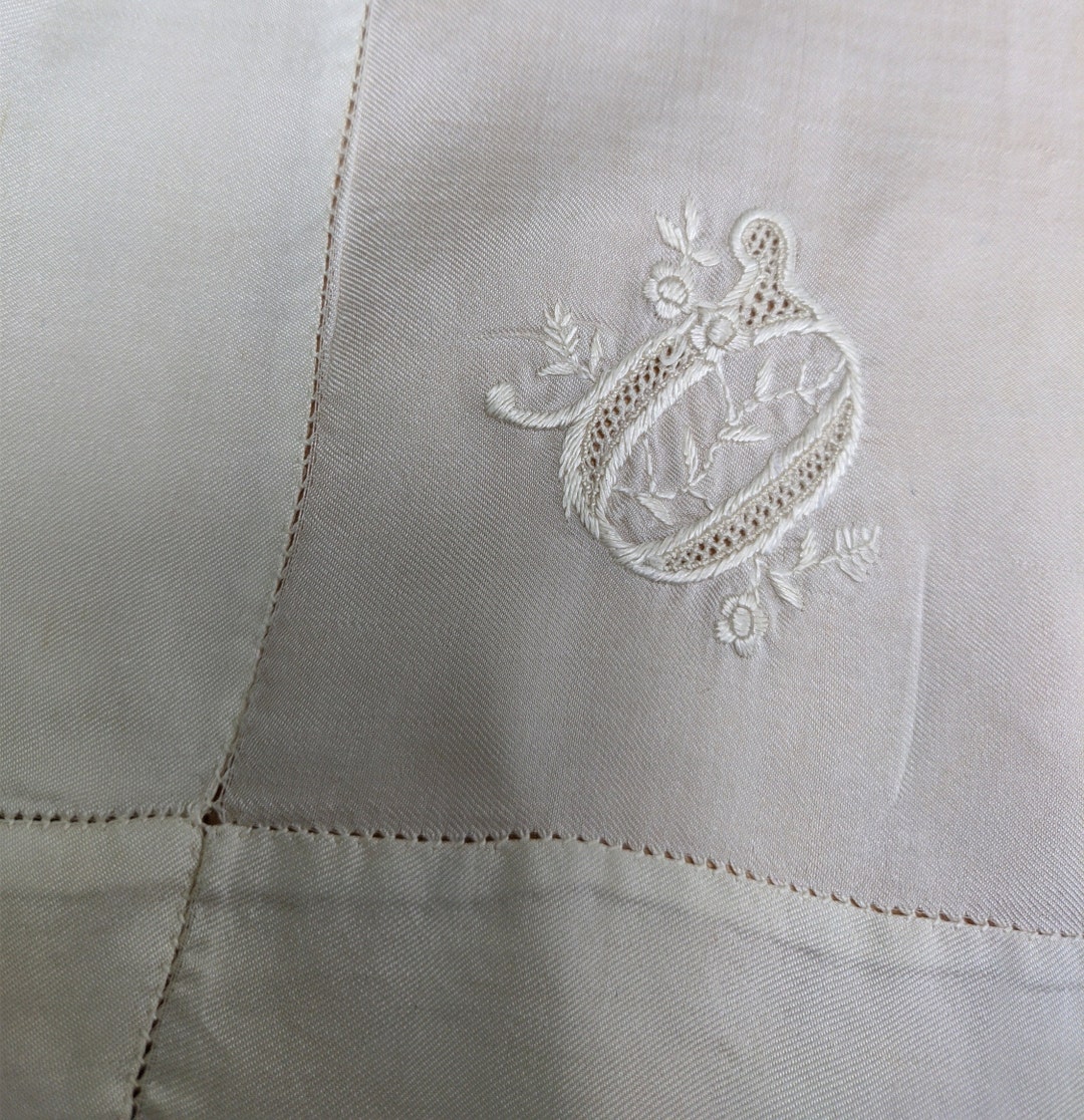Original 1920s/30s Large Men's Cream Silk Handkerchiefs - Etsy UK
