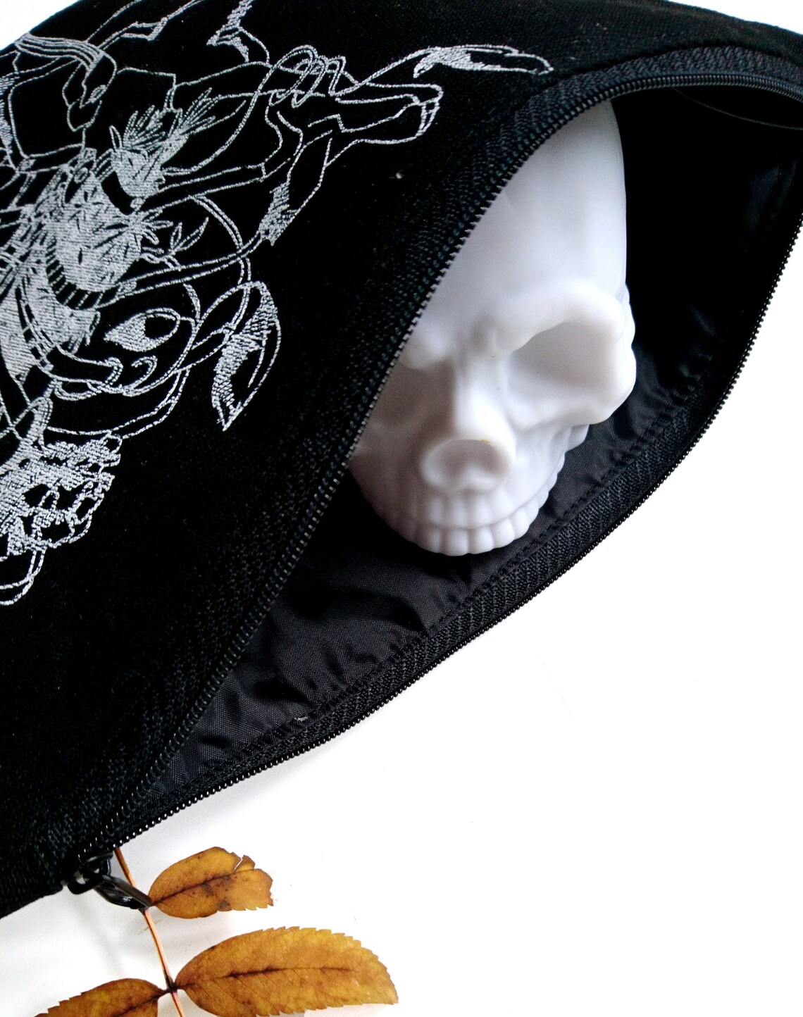 Vampire Purse Organizer Makeup Bag With Skeleton Print. - Etsy