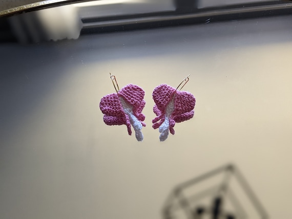 Bleeding Heart Crochet Pattern - Etsy