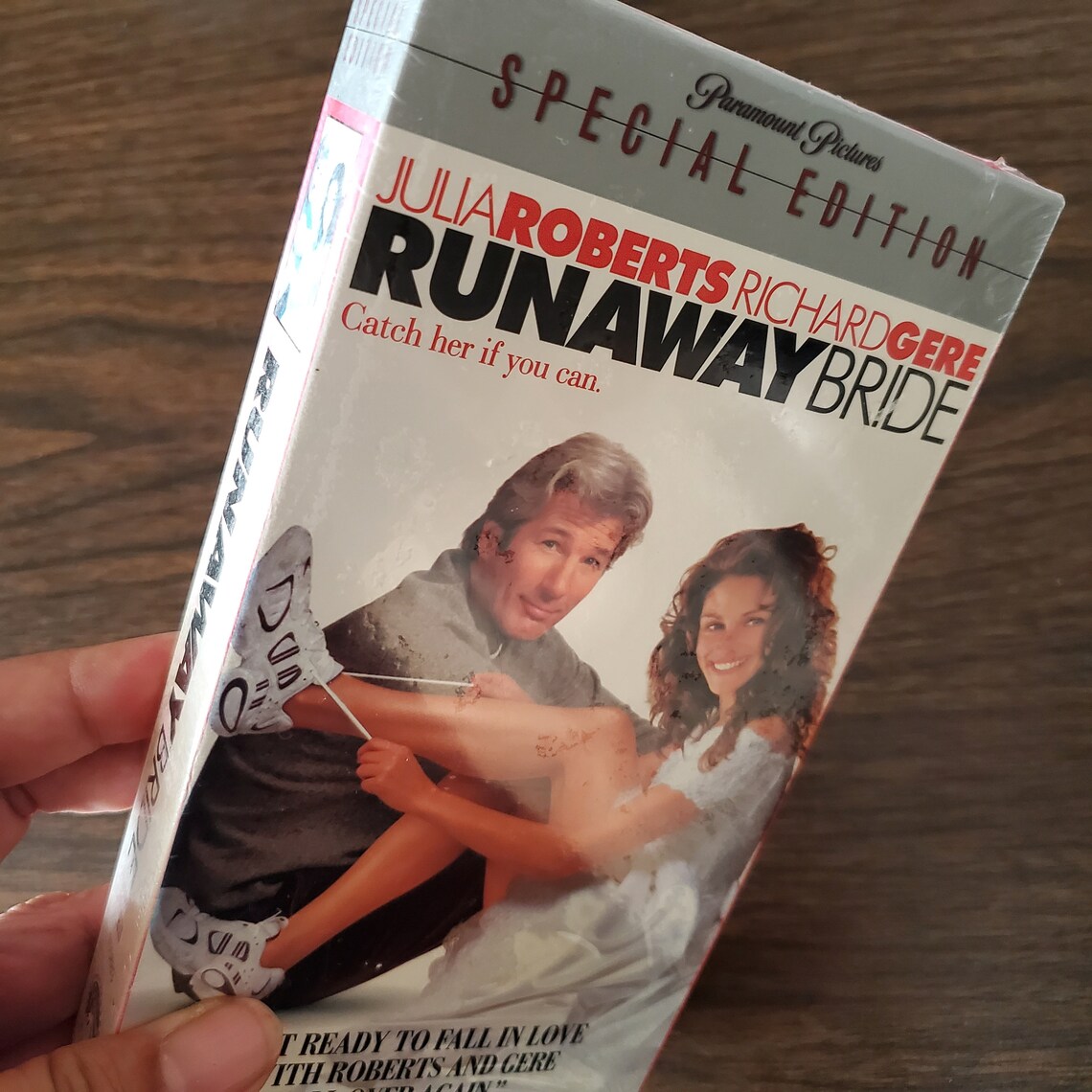 1999 Runaway Bride on VHS Starring Julia Roberts and Richard - Etsy