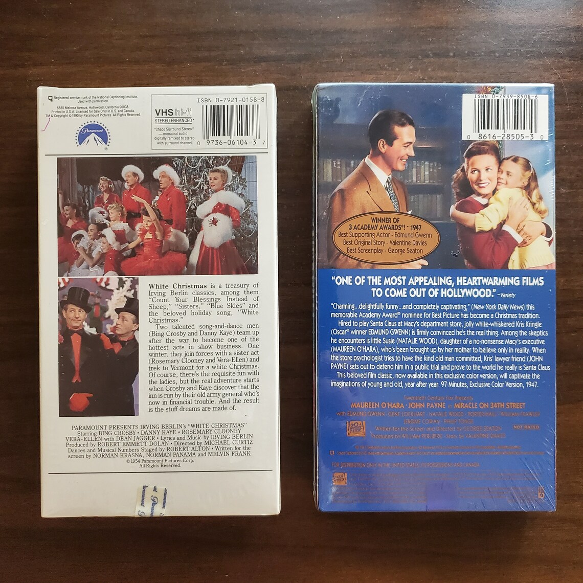 2 NEW Sealed Christmas Movies on VHS, 1947 Miracle on 34th Street With ...