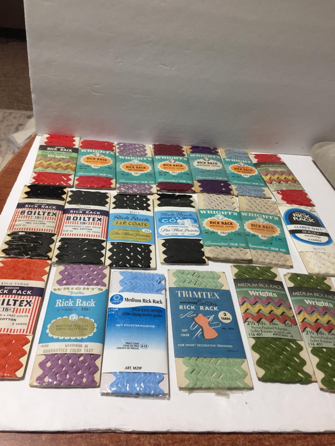 45 Medium and Jumbo Rick Racks, Spools Assorted Brands & Colors Some ...