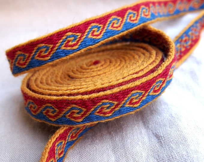 Tablet Woven Belt Knot Pattern Missed Hole Technique Wool Tablet ...