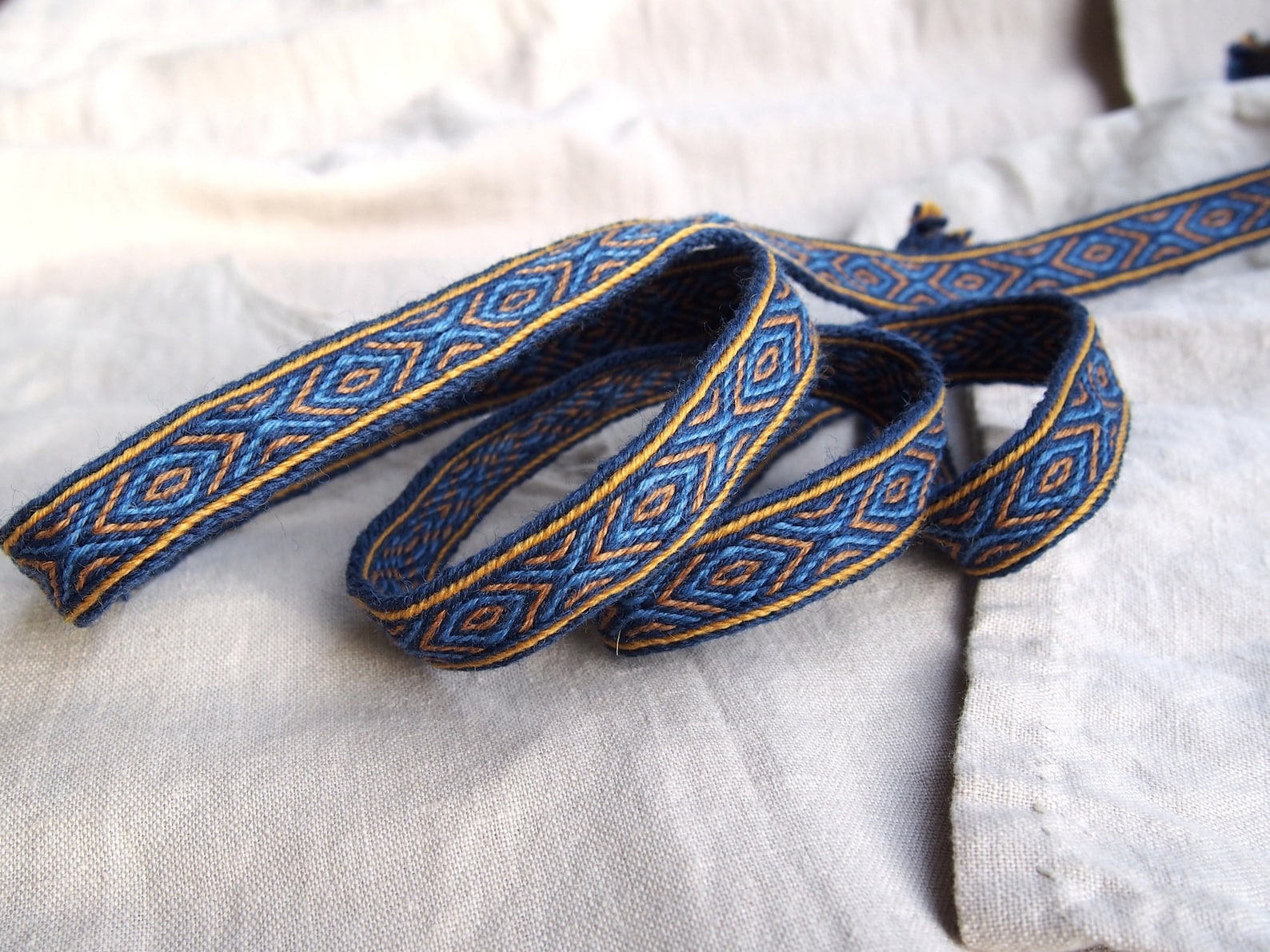 Tablet Woven Woolen Trim, Length to Choose, Viking Trim, Tablet Weaving ...