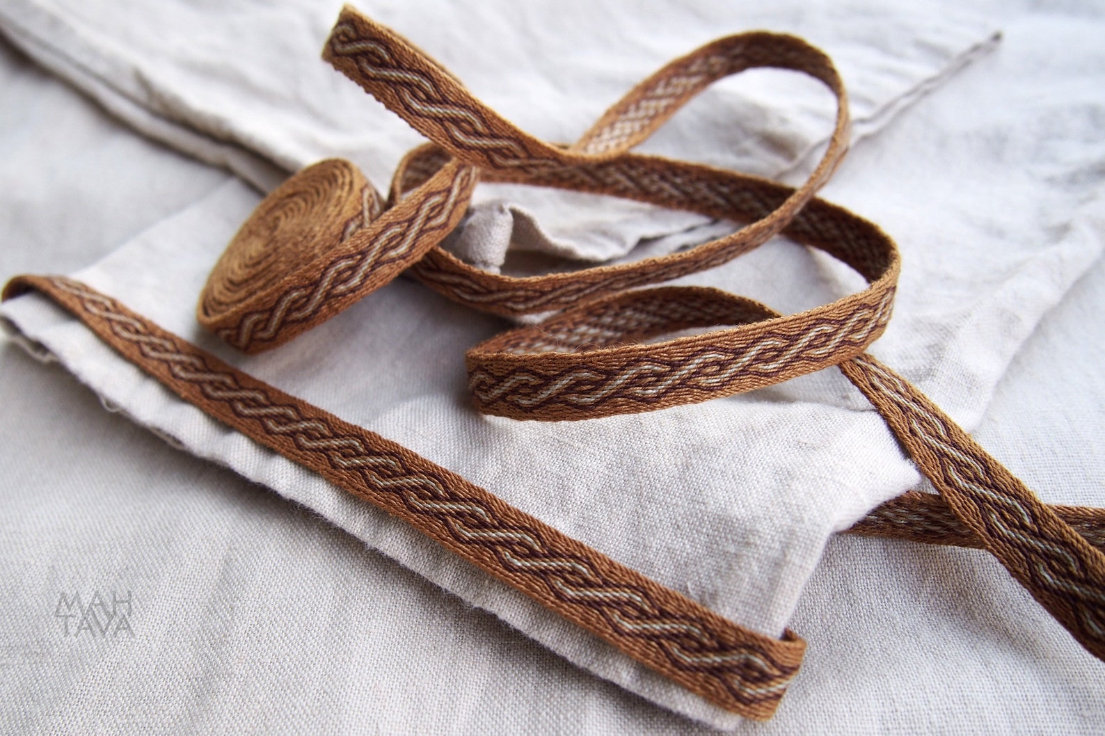 Tablet woven linen trim Viking trim tablet weave tablet | Etsy