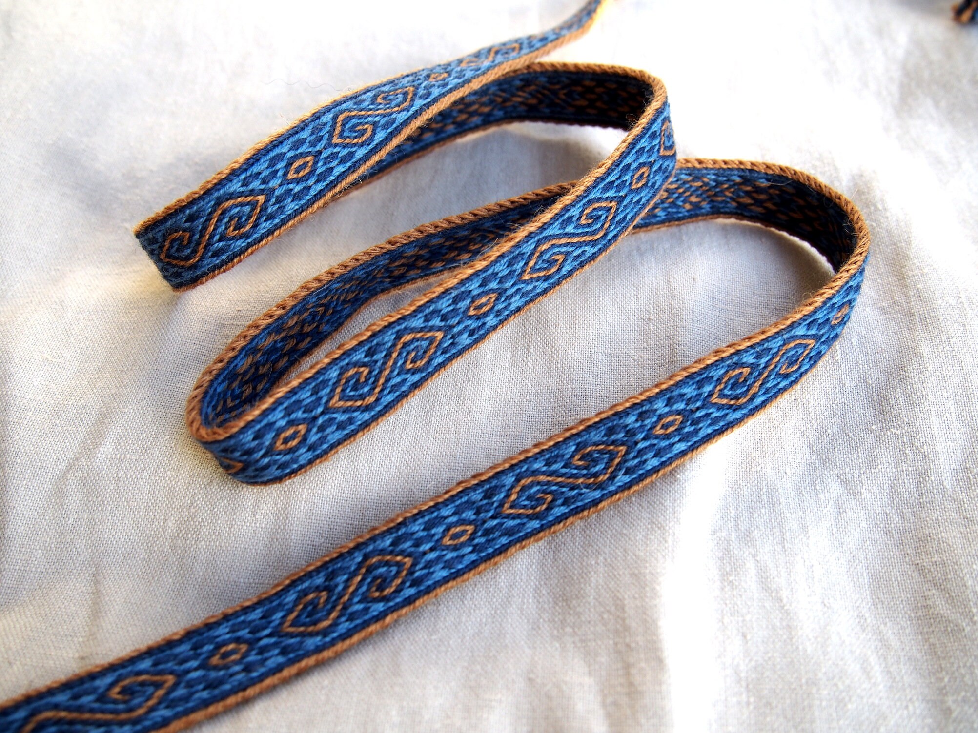 Tablet Woven Trim Viking Trim Card Woven Braid Tablet - Etsy