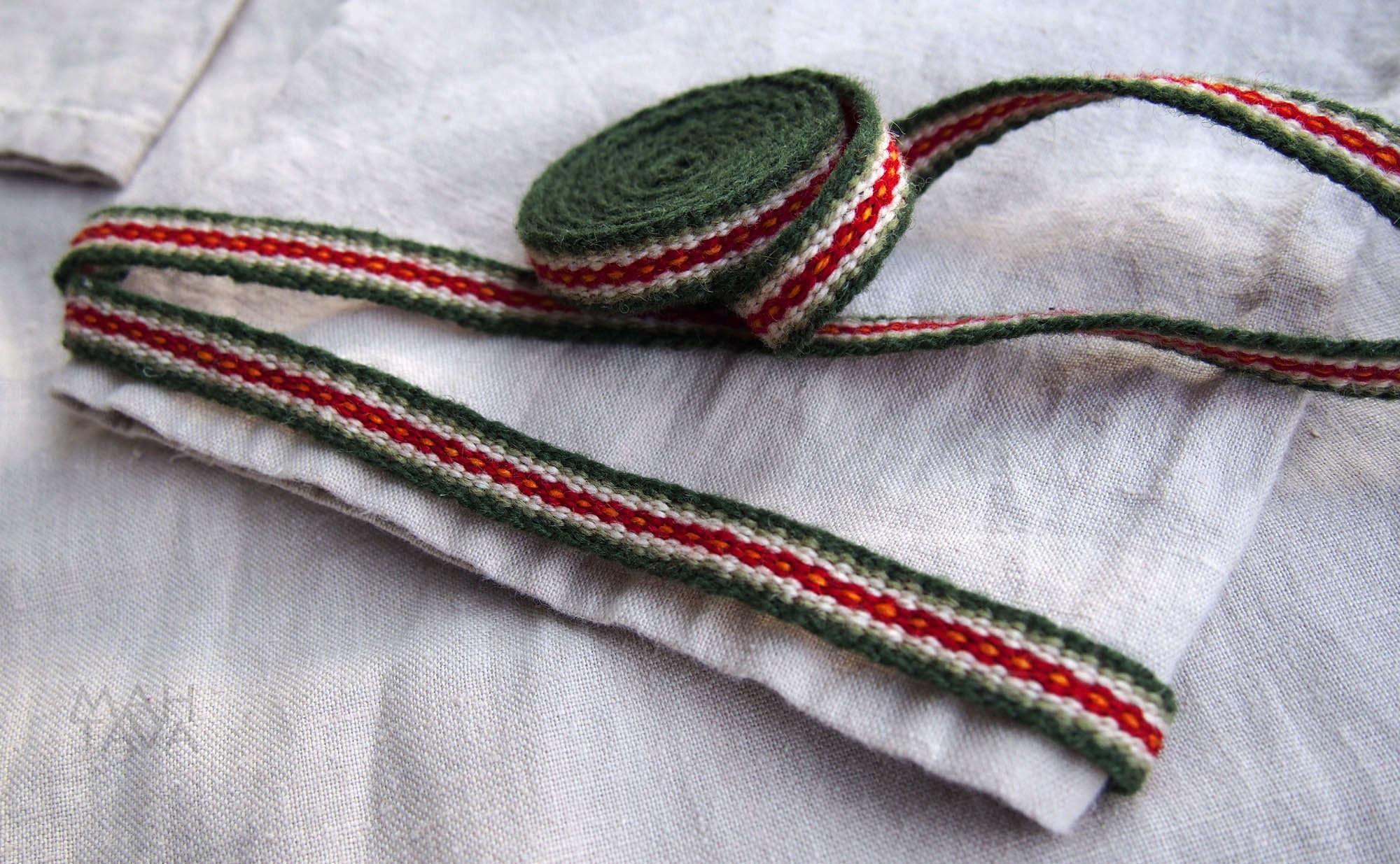 Handwoven Woolen Trim Length to Choose Viking Trim Tablet - Etsy