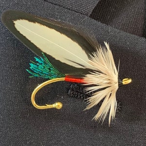 Fly Fishing Fly Lapel Pin/ Boutonnière Spruce Streamer - Etsy