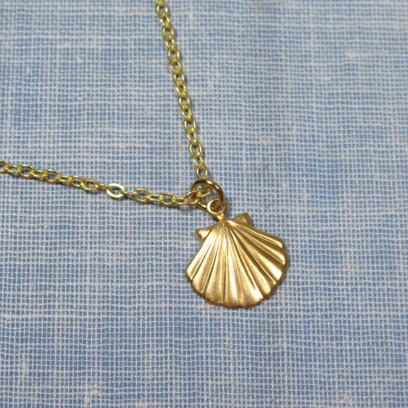 Shell Pendants - Etsy