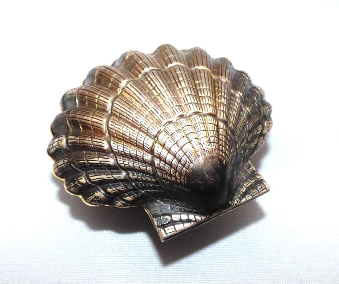 Vintage Solid Silver Clam Shell Ring Box Trinket Gilded Interior Ornate ...