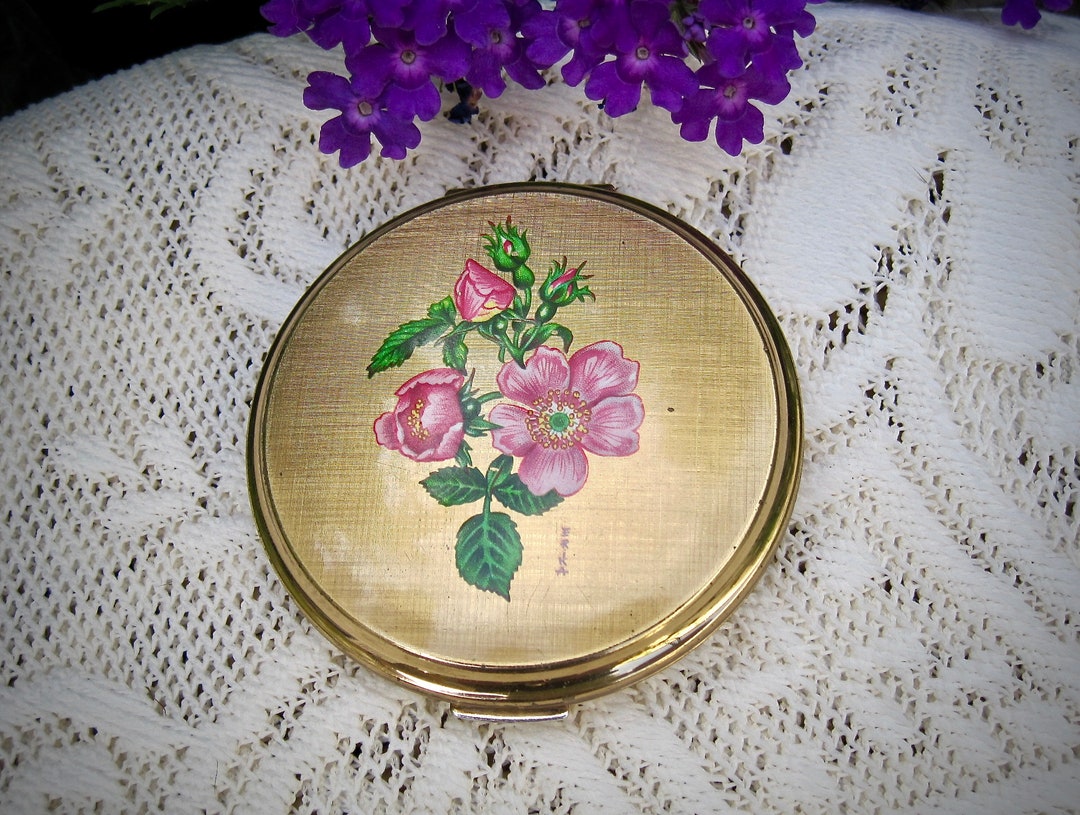 Vintage Stratton Ladies Compact in Gold Tone, With Pink Dog-rose and ...