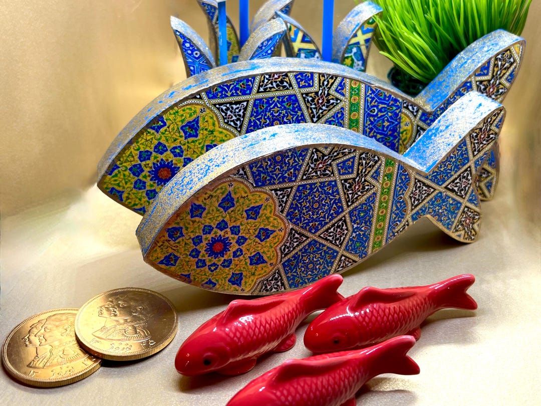 Haftsin Set of 2 Fish for Haftseen Decoration, Persian Tile Images ...