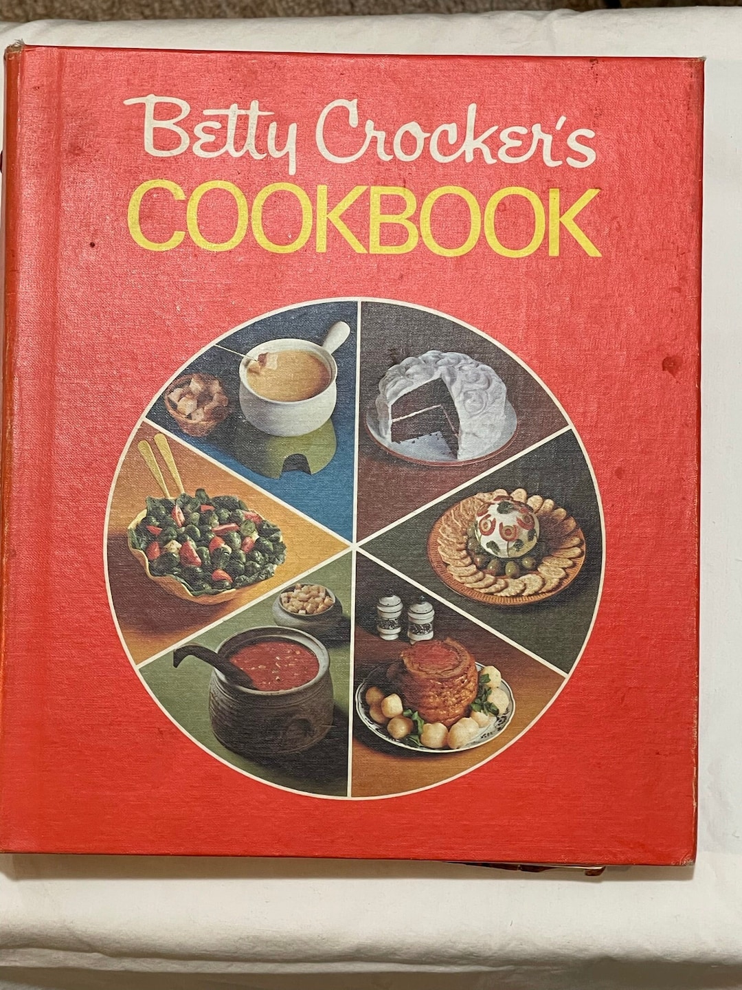 Betty Crocker's Cookbook Red Pie Cover 1969 1970 Second Printing ...