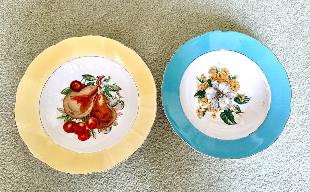 ESCO (japan) Vintage Cereal Bowls (2) With Gold Trimming, Pears and ...
