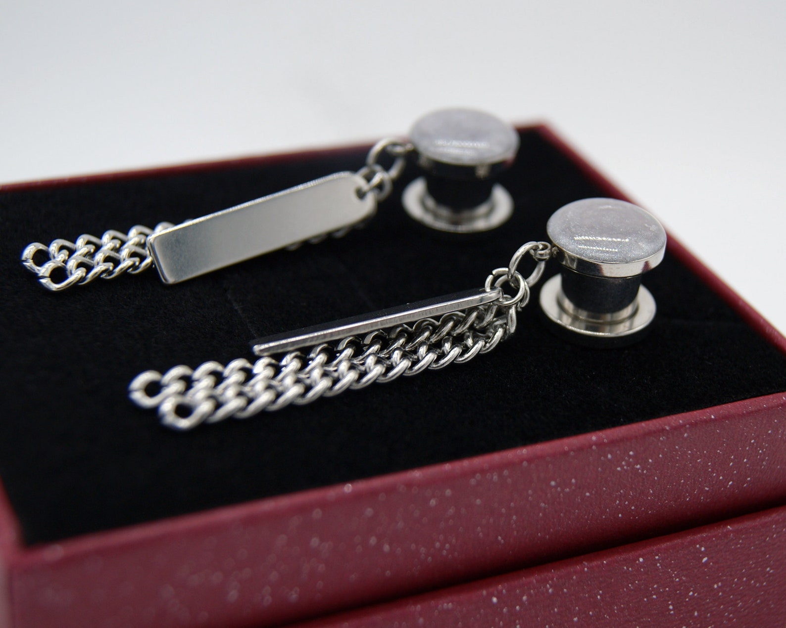 Silver Men Plugs Gauges/8g ,6g ,4g ,2g ,0g ,00g ,1/2, 9/16 , 5/8 ,11/16 ...