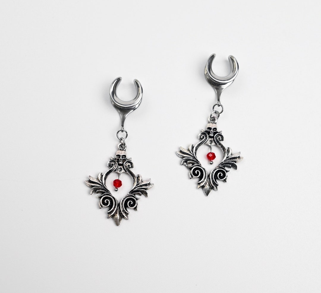 Gothic Vampire Skull Ear Saddle With Red Bead Centerpiece, Available ...