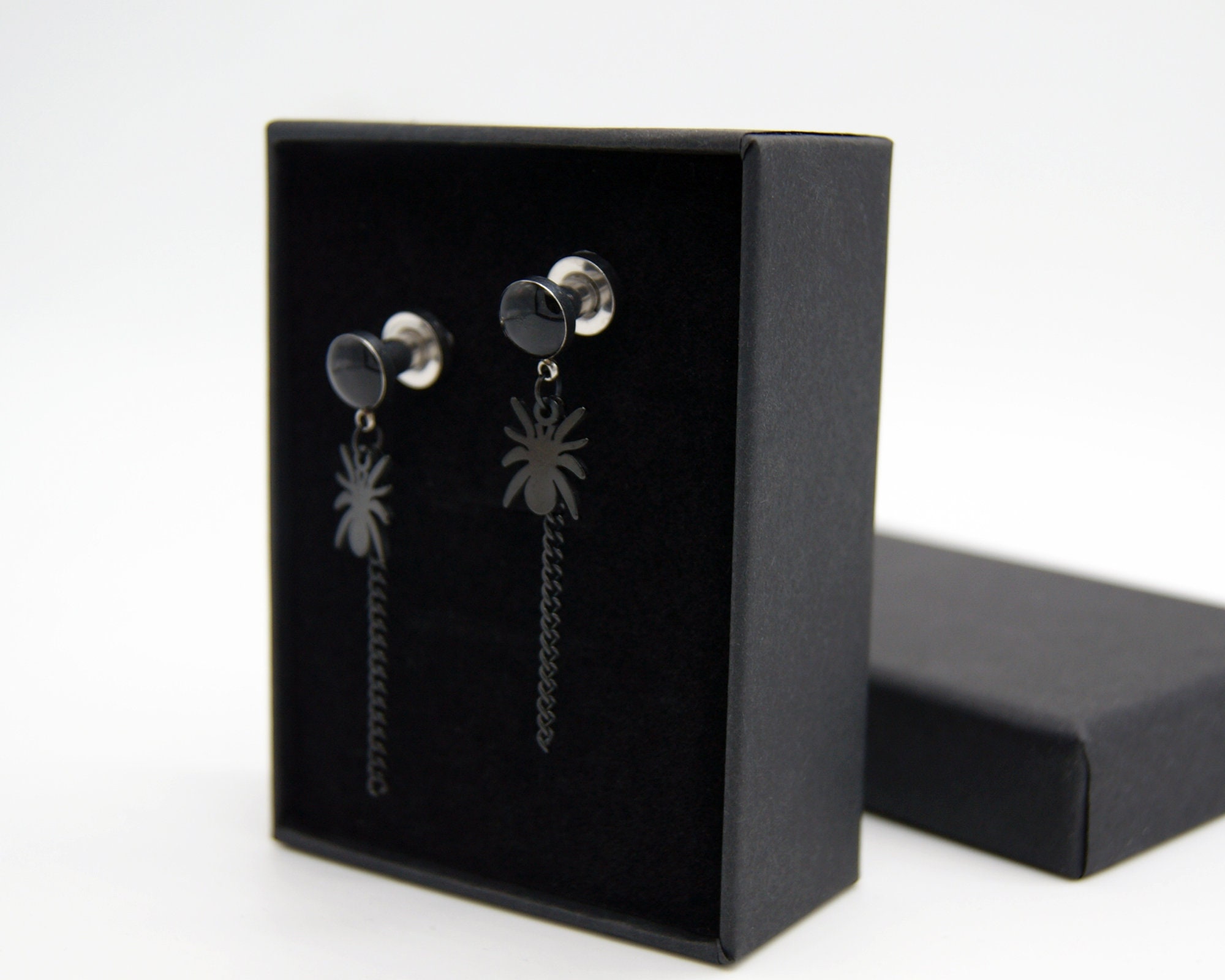 Black Spider Plugs /8g 6g 4g 2g 0g 00g 1/2 9/16 5/8 - Etsy