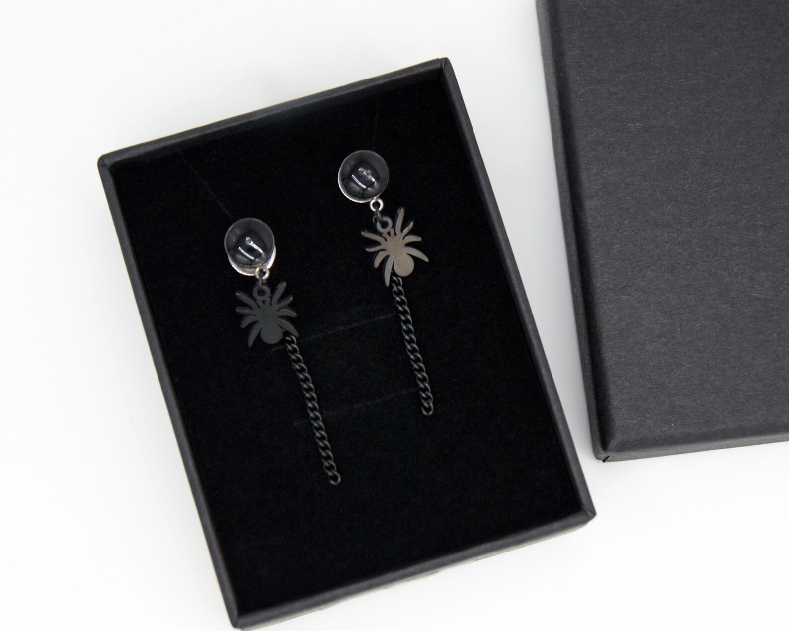 Black Spider Plugs /8g 6g 4g 2g 0g 00g 1/2 9/16 5/8 - Etsy