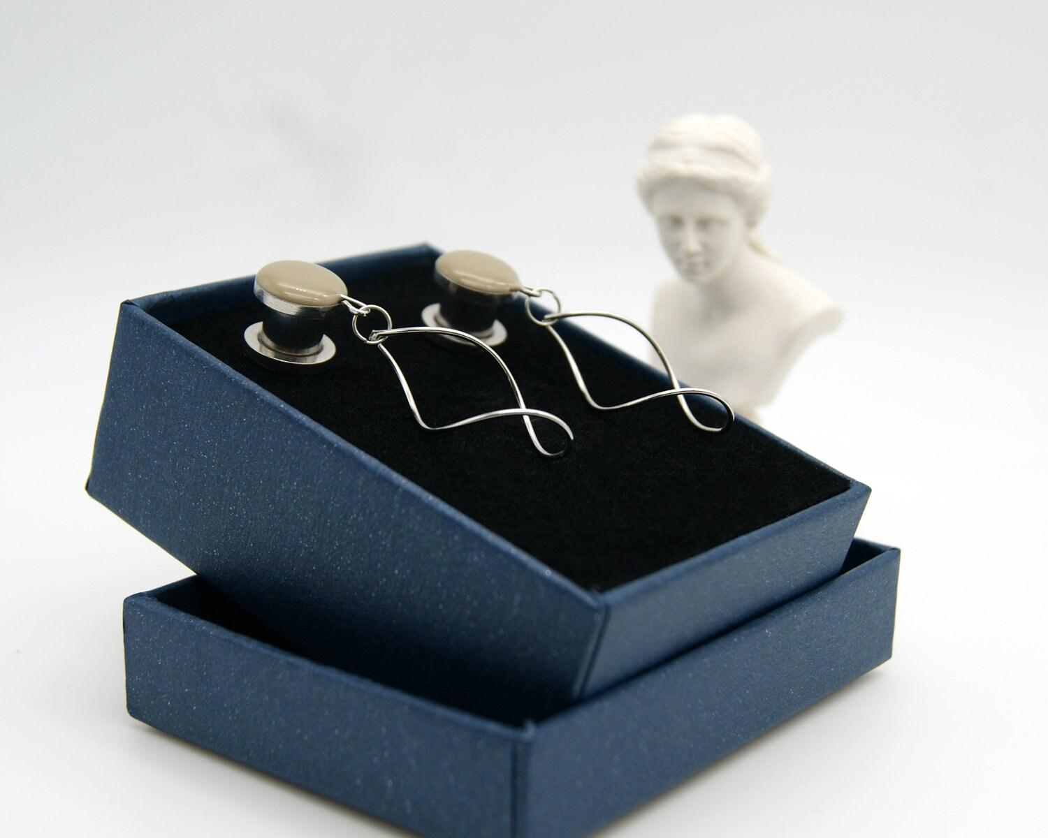 Infinite Twist Dangle Plugs Fashion Piercing Gauges/8g 6g | Etsy