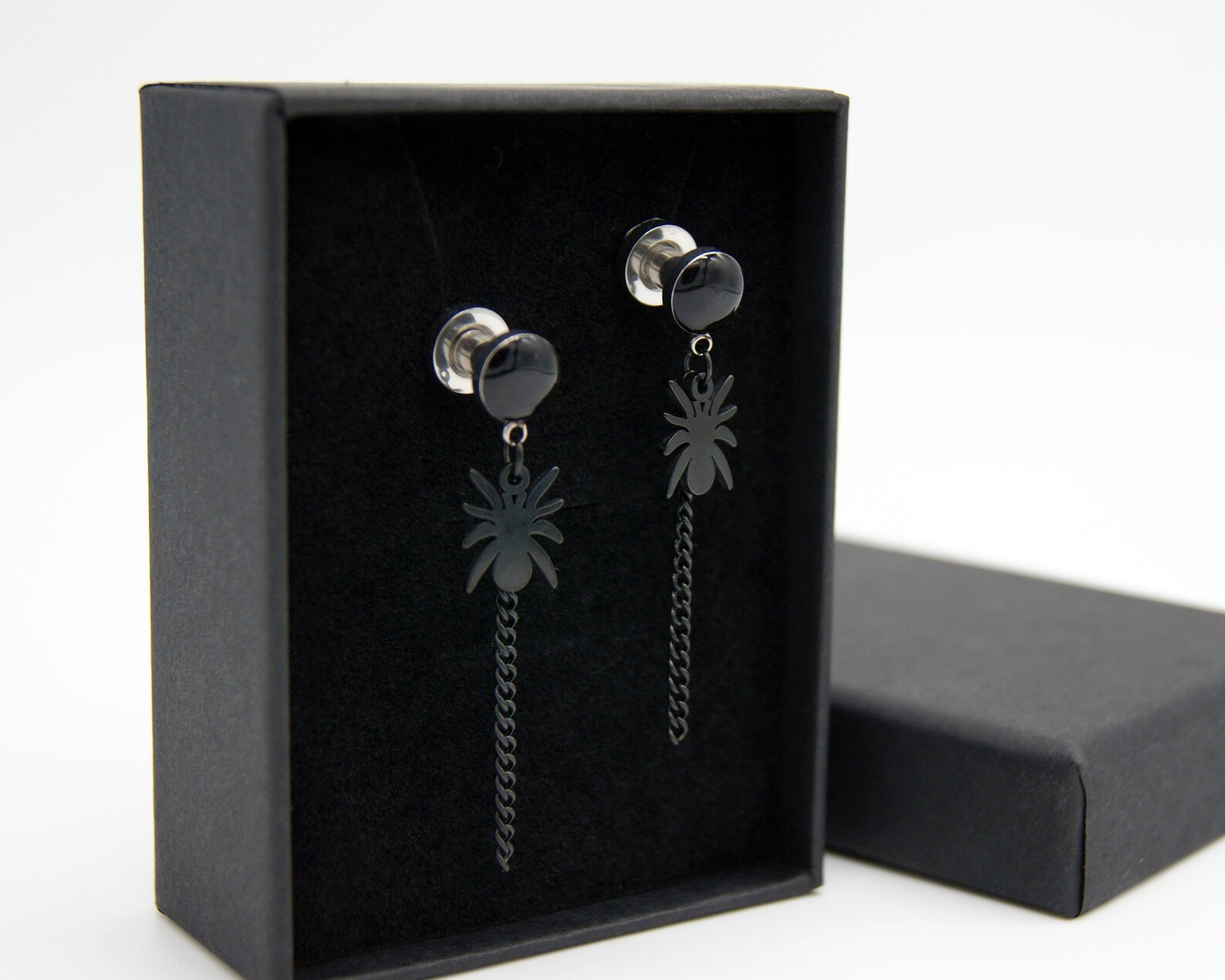 Black Spider Plugs /8g 6g 4g 2g 0g 00g 1/2 9/16 5/8 - Etsy