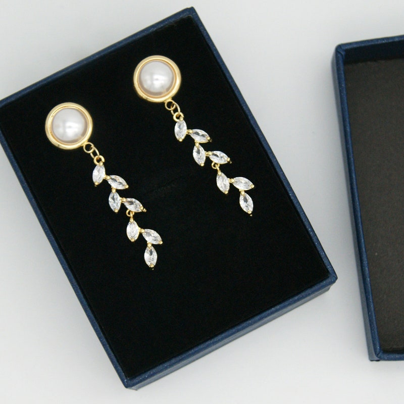 Wedding 5/8 Plugs - Etsy UK