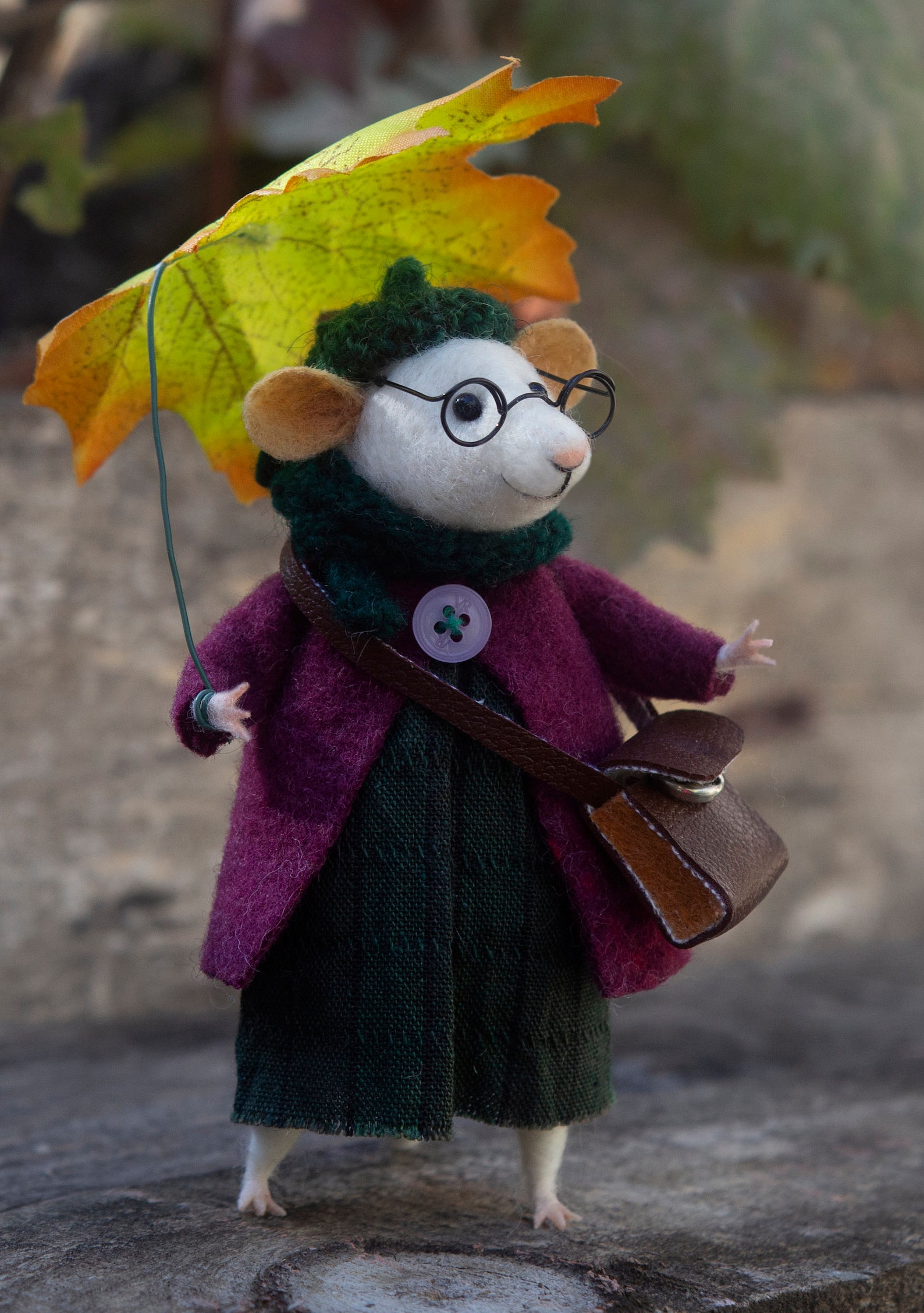 Needle Felted Mouse Woolen Mouse Mouse With a Autumn Leaf | Etsy