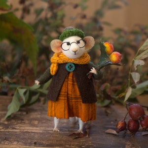 Woolen Mouse , Mouse With a Bouquet , Autumn Decoration , Art Doll ...